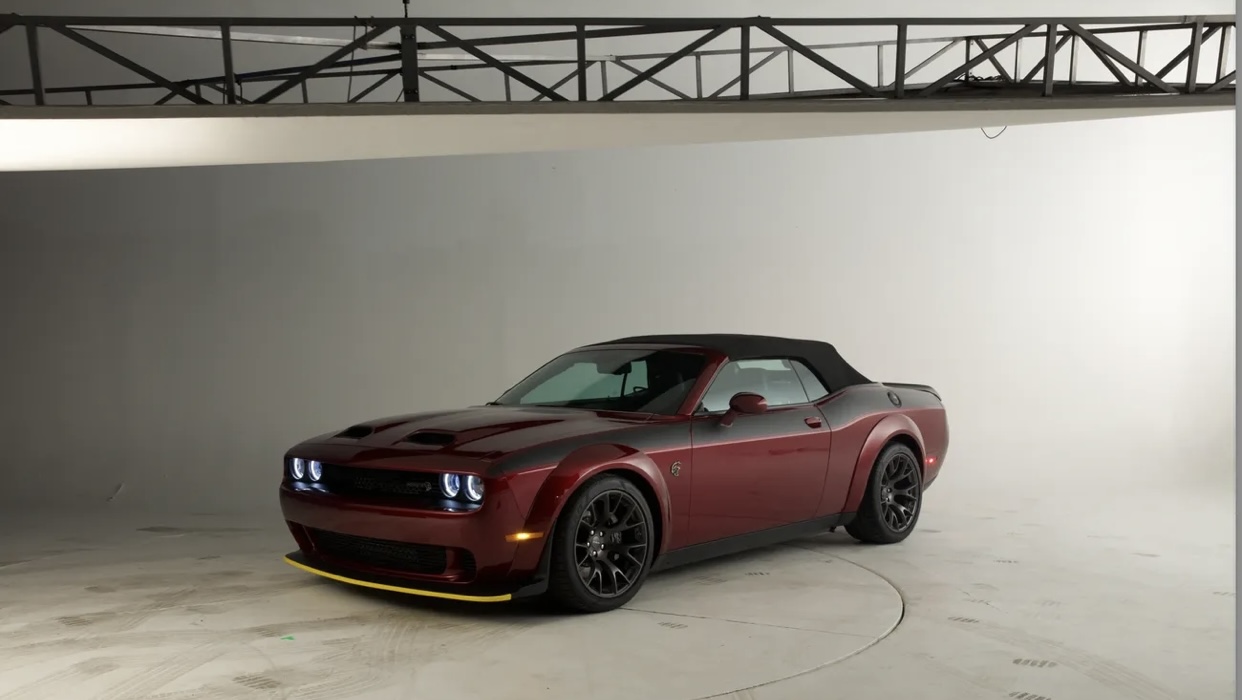 Droptop Challenger: The Dodge Challenger Convertible