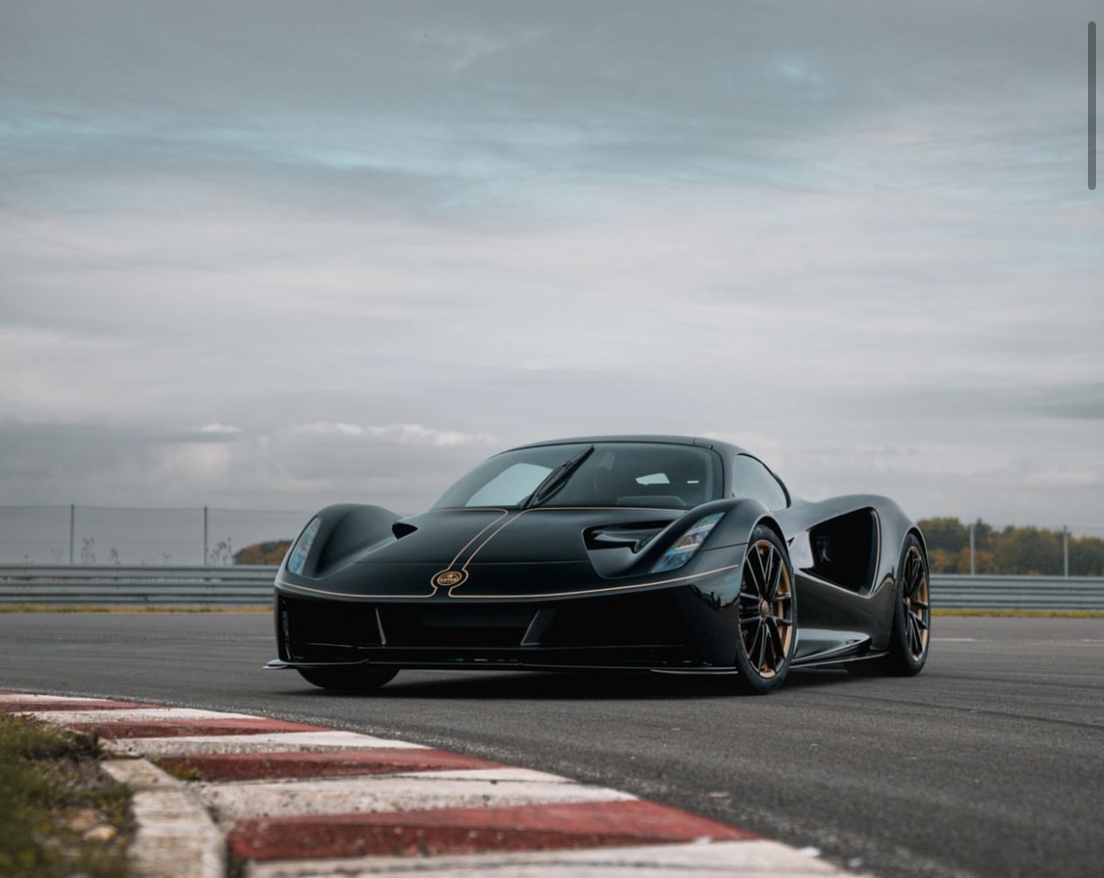 Ultra Exclusive Lotus Evija Fittipaldi Hypercar - Autozcraze